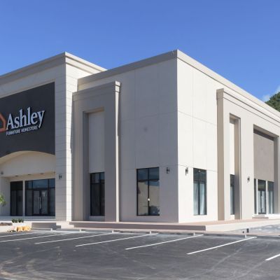 Ashley Furniture store | IXI Design